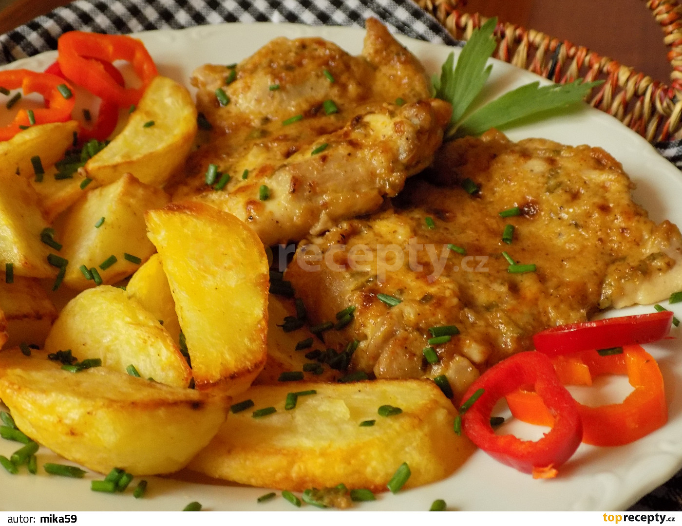 Marinované přírodní kuřecí řízky z trouby recept - TopRecepty.cz