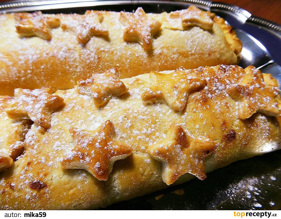 Jednoduchý štrúdl ze tří surovin recept - TopRecepty.cz