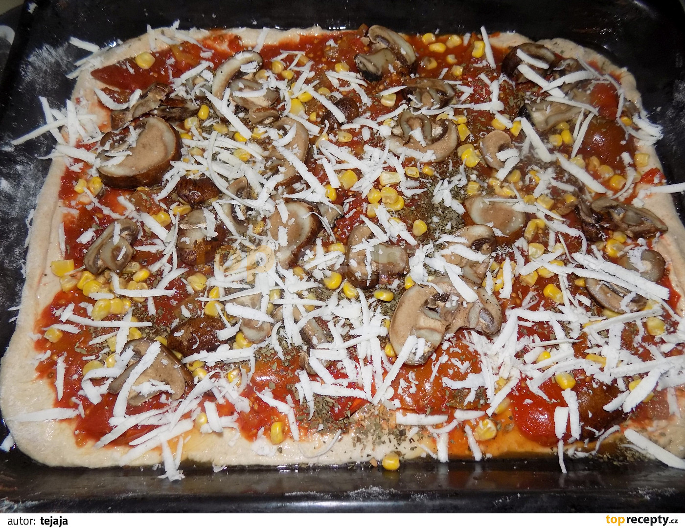 Celozrnné těsto na pizzu recept - TopRecepty.cz