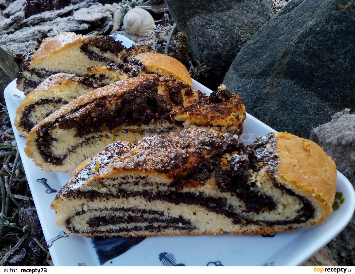 Motaný makový / ořechový závin recept - TopRecepty.cz