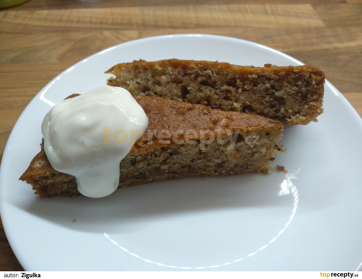 Buchta z podmáslí s jablkem recept - TopRecepty.cz