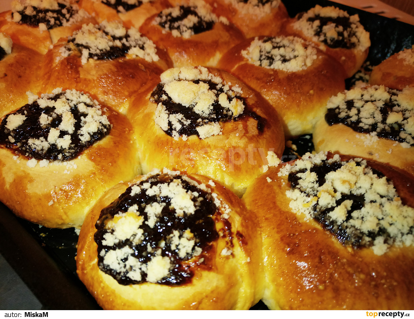 Moravské hrníčkové koláče recept - TopRecepty.cz