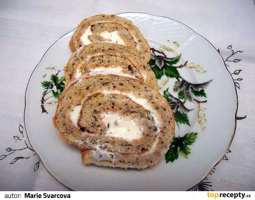 Oříšková roláda s mascarpone krémem recept - TopRecepty.cz