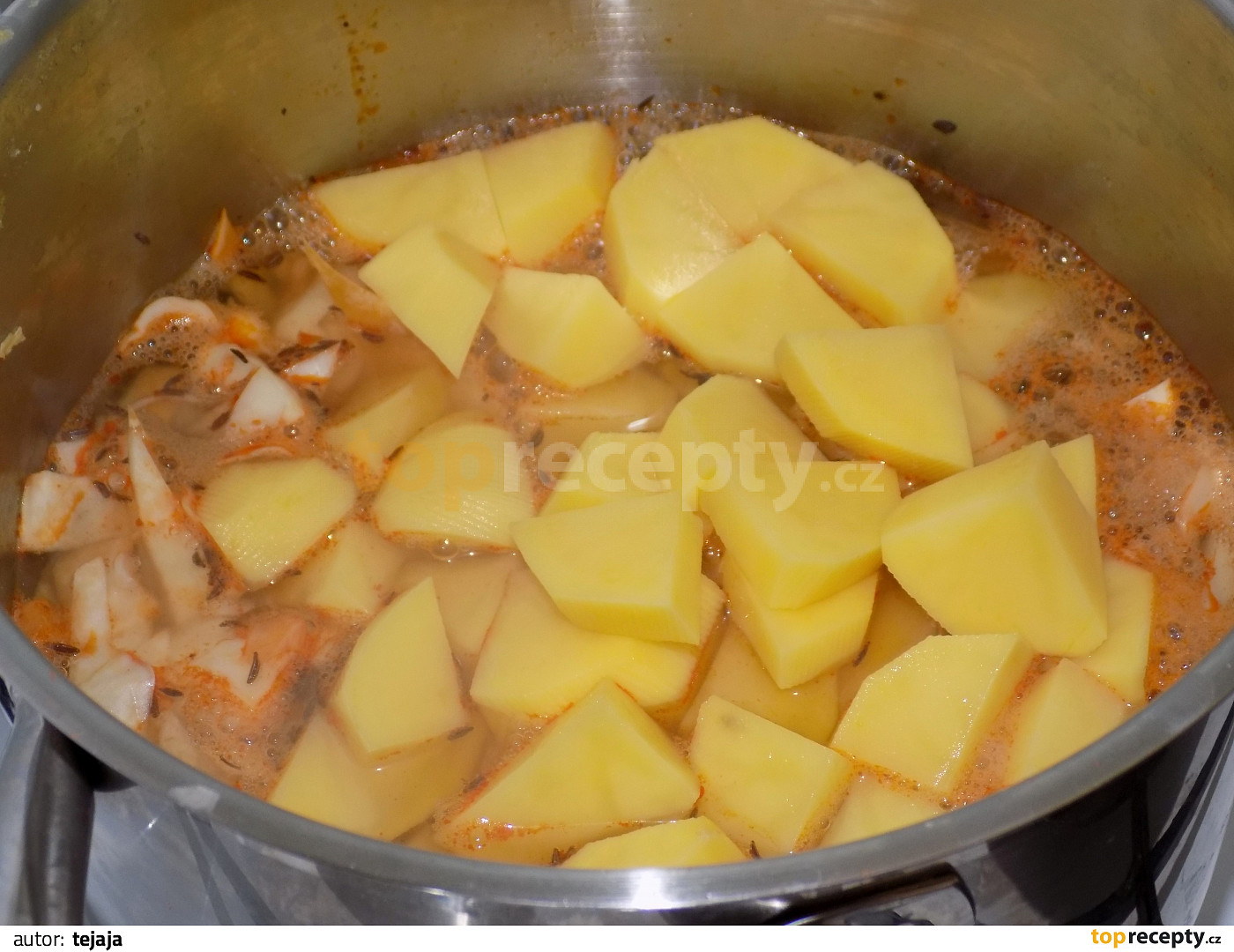 Zelná polévka recept - TopRecepty.cz