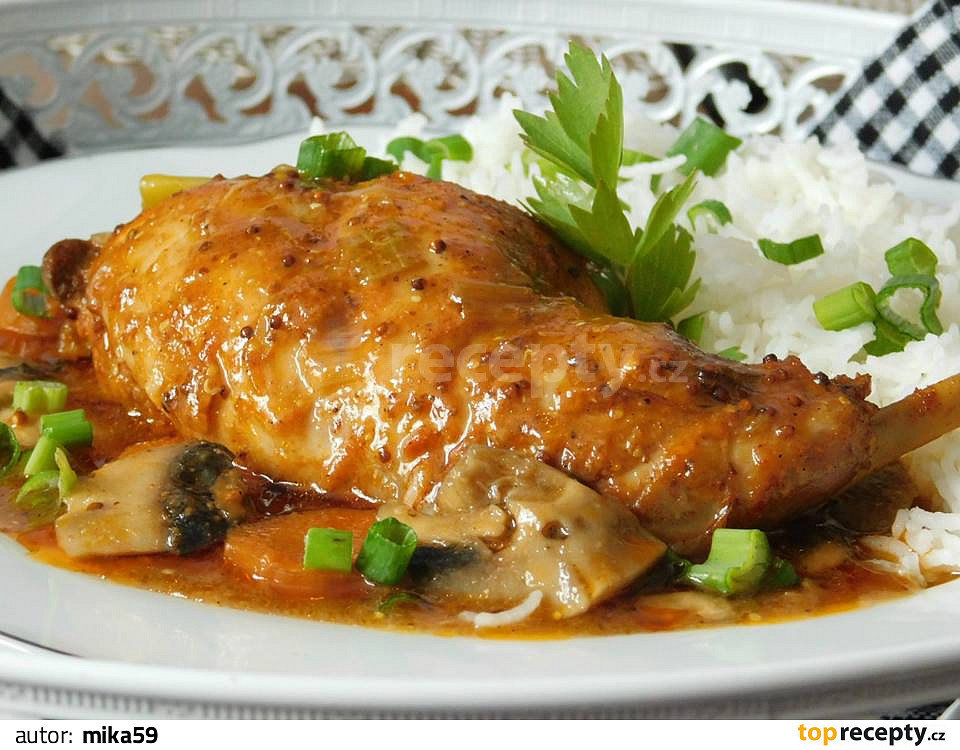 Králík pečený na zelenině a pivu recept - TopRecepty.cz