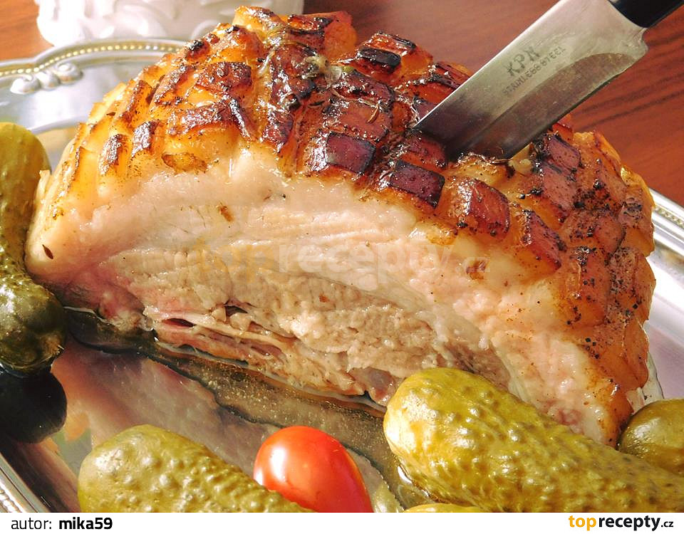 Pečený bůček naložený v solném láku recept - TopRecepty.cz