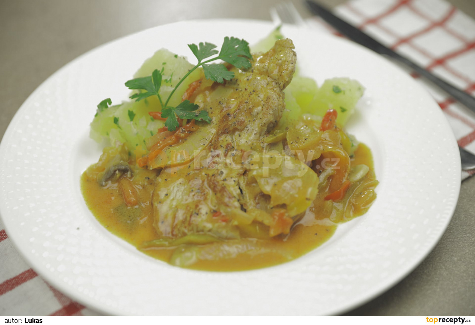 Novohradský vepřový plátek - TopRecepty.cz