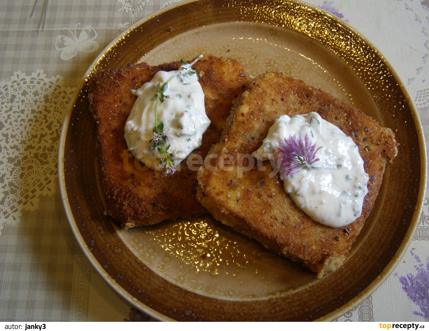 Prokládaný smažený sýr recept - TopRecepty.cz