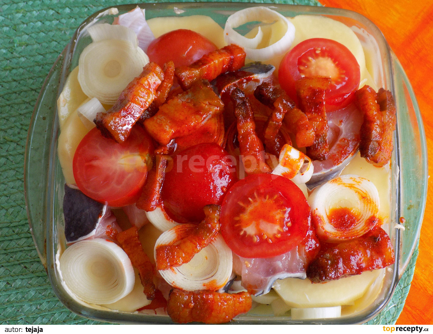 Sumeček africký s pórkem a bramborami recept - TopRecepty.cz