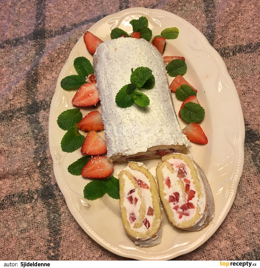 Luxusní piškotová roláda bez mouky recept - TopRecepty.cz