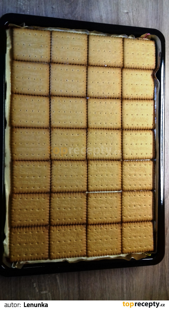 Krémový koláč se sušenkami a čokoládou recept - TopRecepty.cz