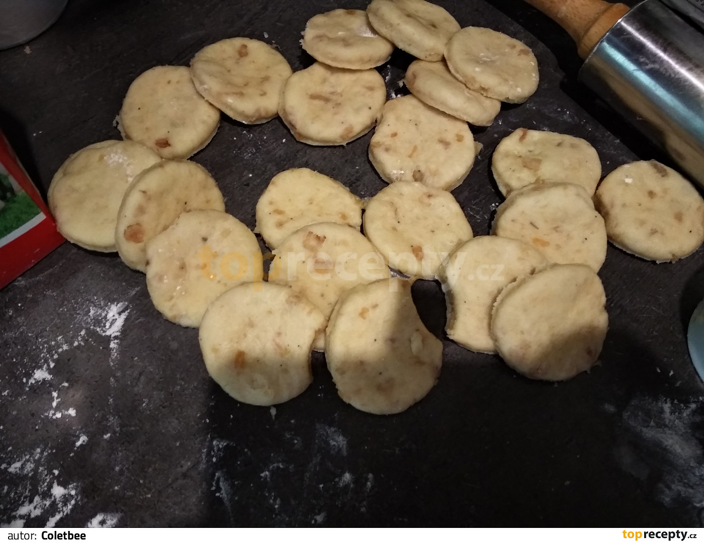 Škvarkové placky - top chuť recept - TopRecepty.cz