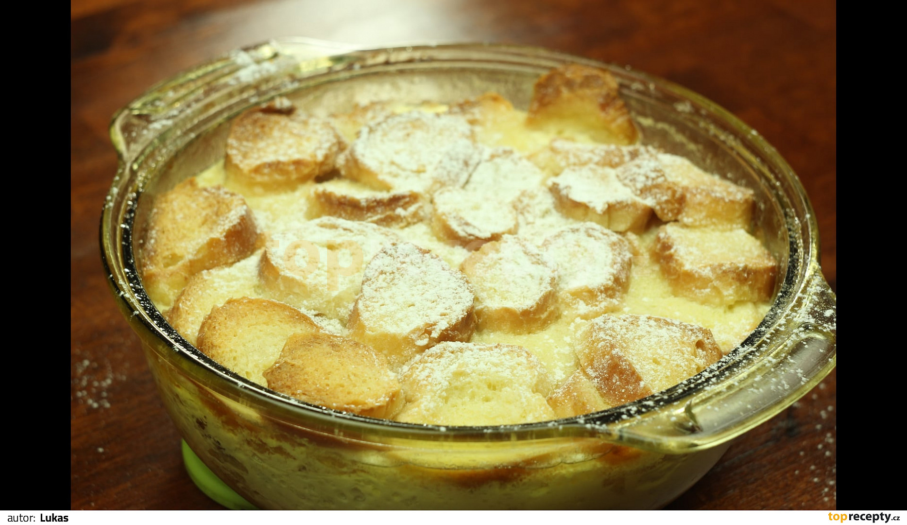 Jablková žemlovka recept - TopRecepty.cz