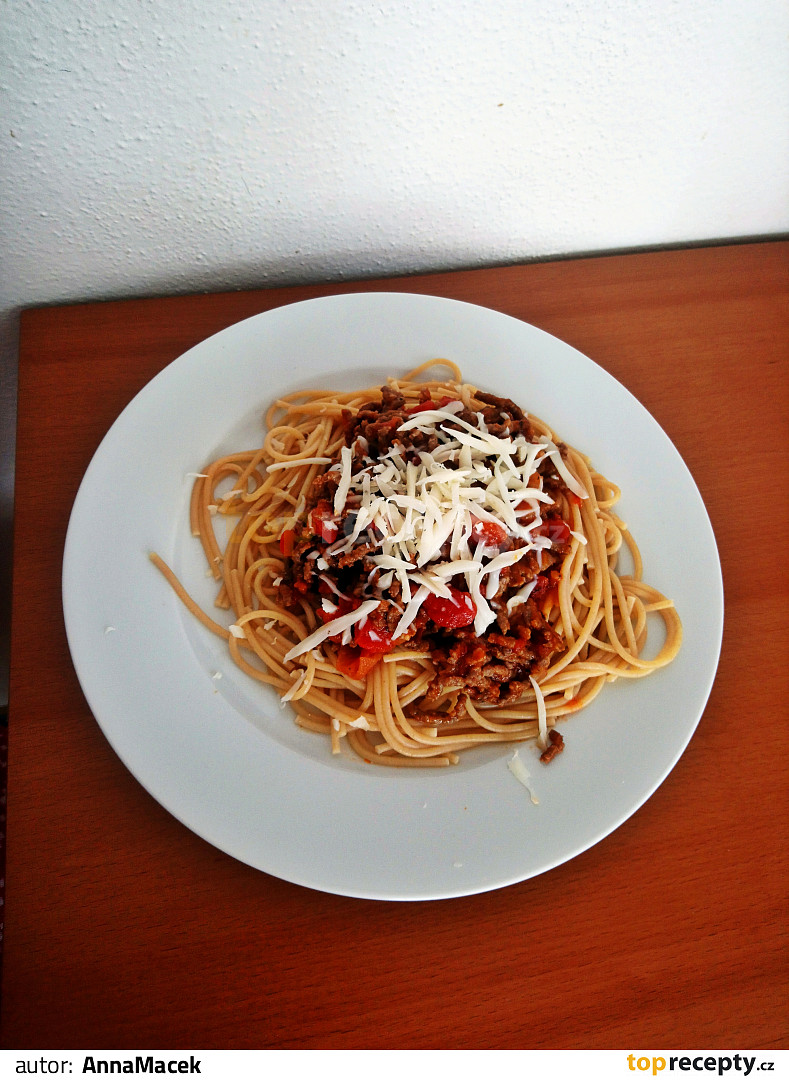 Omáčka à la boloňská recept - TopRecepty.cz
