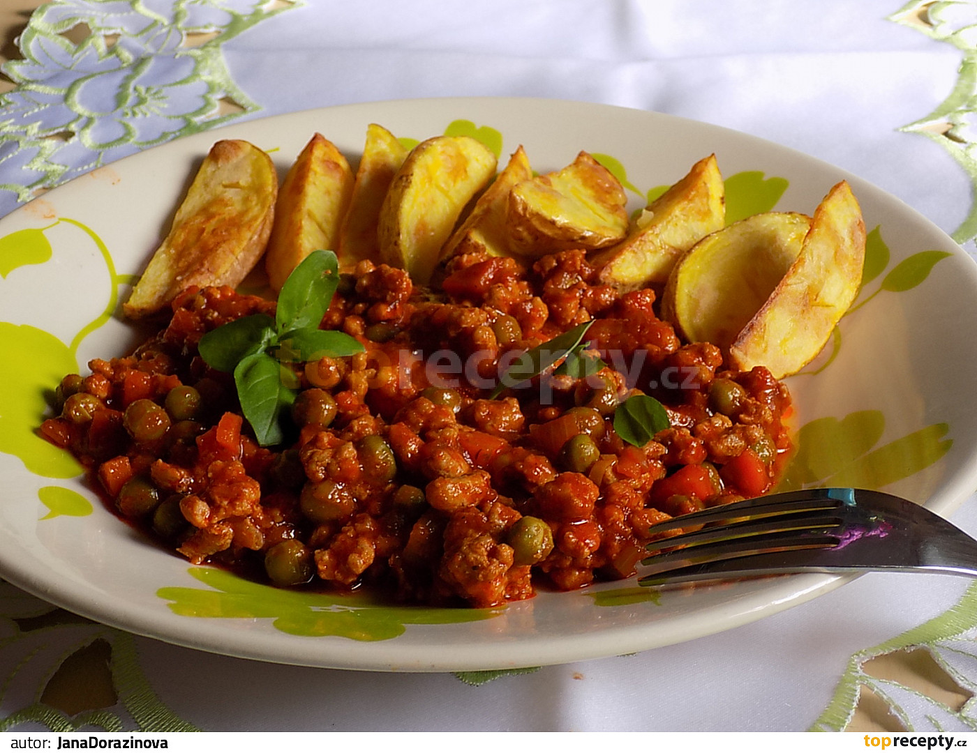 Mleté maso v rajské omáčce recept - TopRecepty.cz