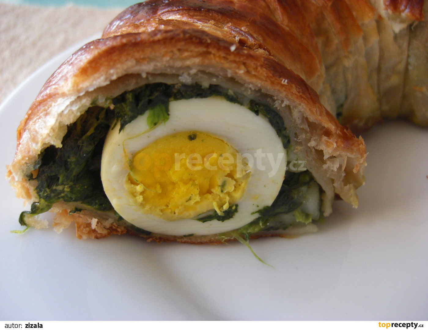 Slaný velikonoční věnec recept - TopRecepty.cz