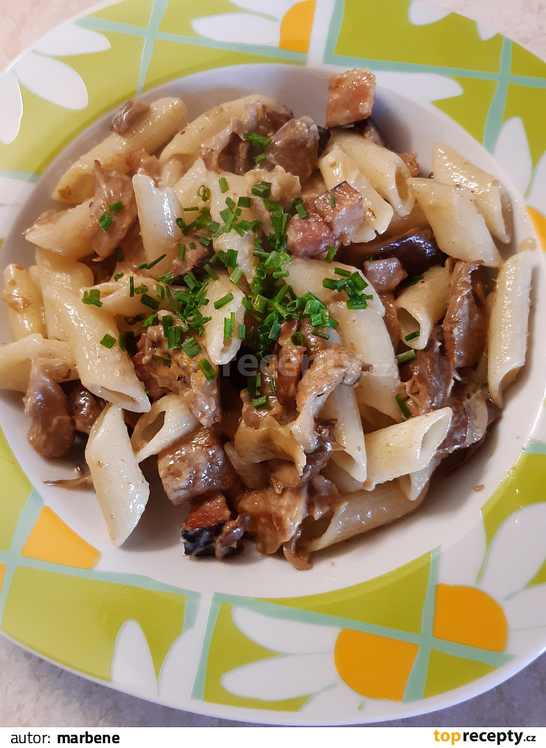 Pečená hlíva s těstovinami recept - TopRecepty.cz