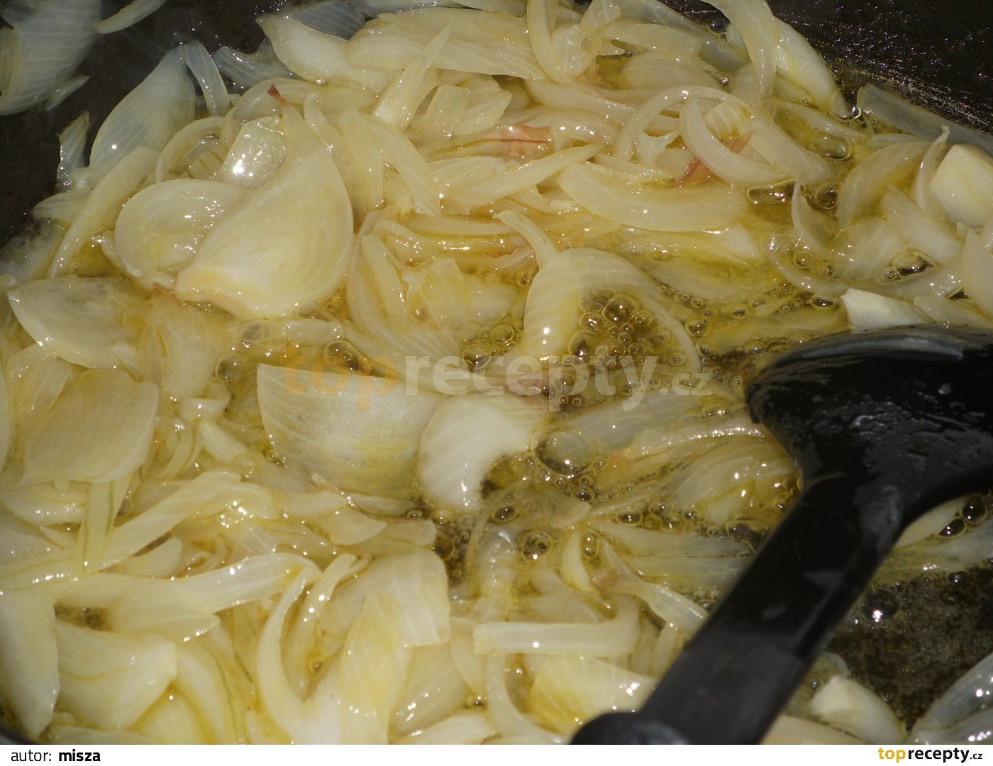 Máslové šťouchané brambory recept - TopRecepty.cz