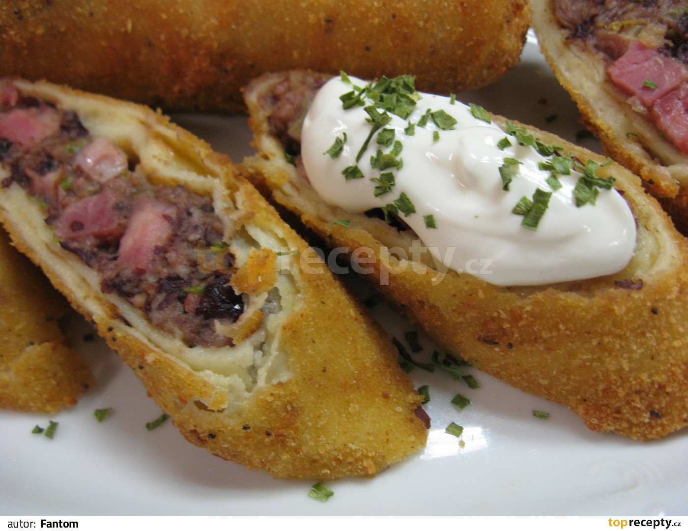 Smažená plněná palačinka recept - TopRecepty.cz