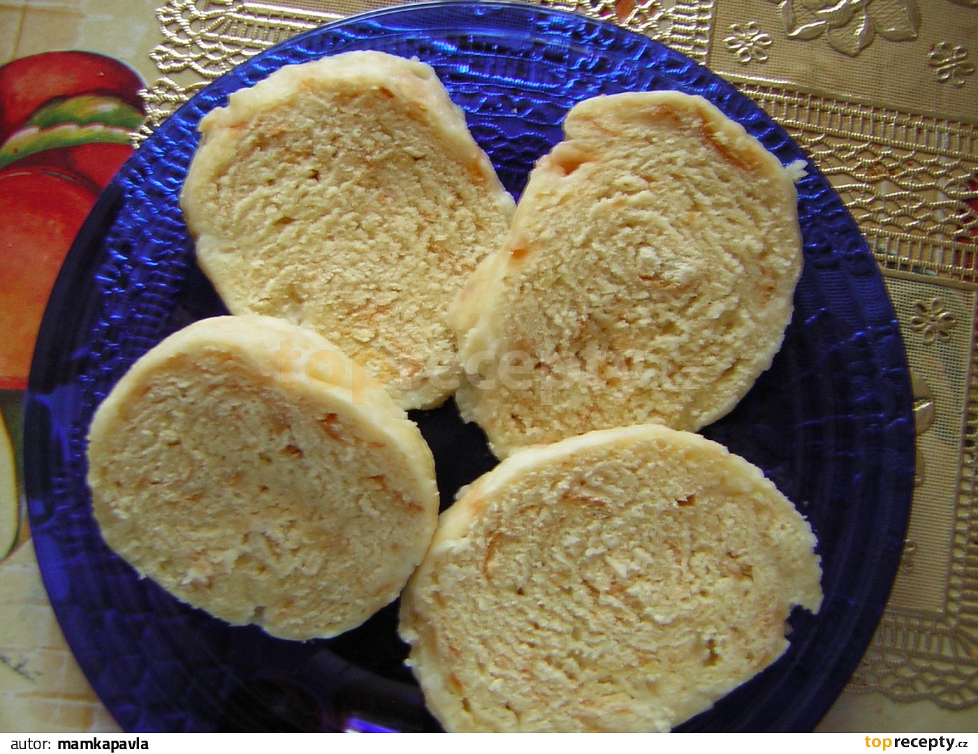Houskový knedlík od tety Boženky recept - TopRecepty.cz