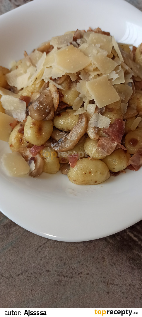 Noky s houbami - TopRecepty.cz