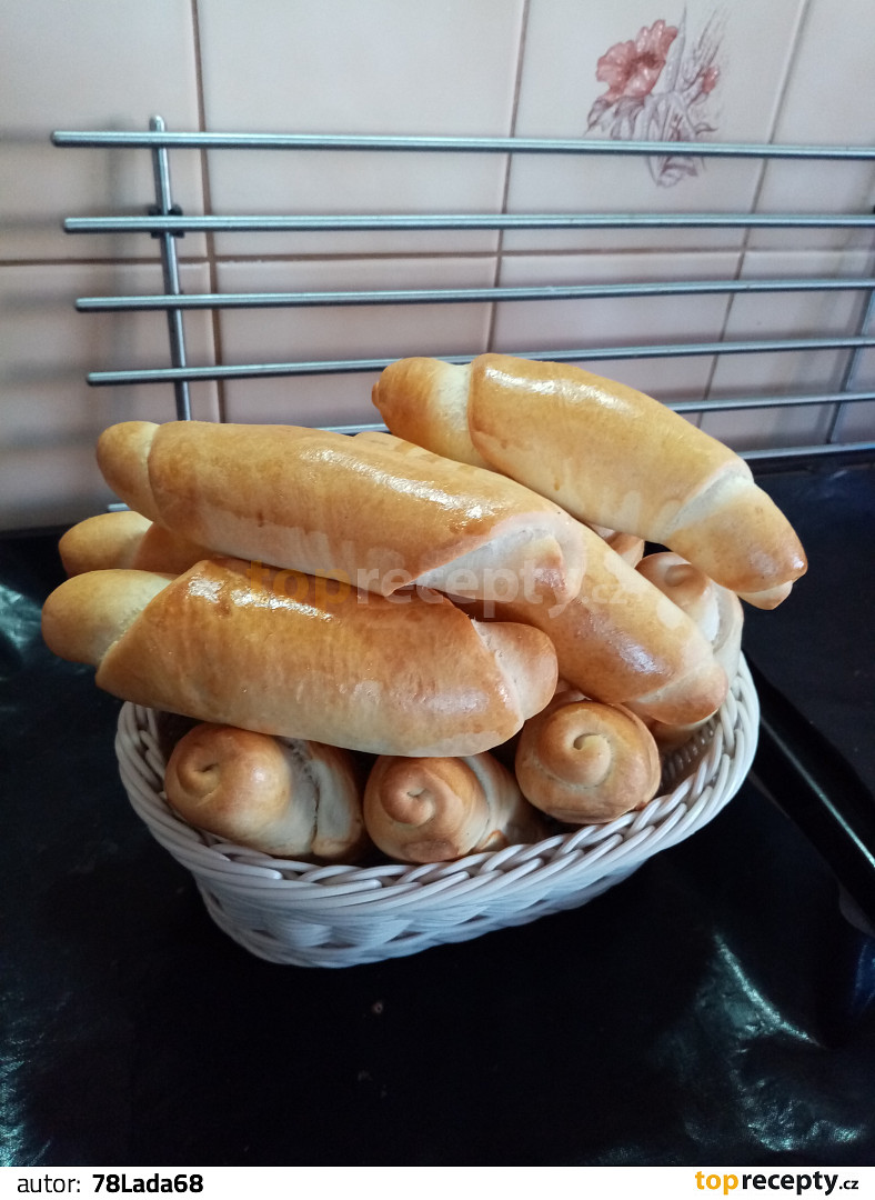 Domácí rohlíky jako z pekárny - TopRecepty.cz