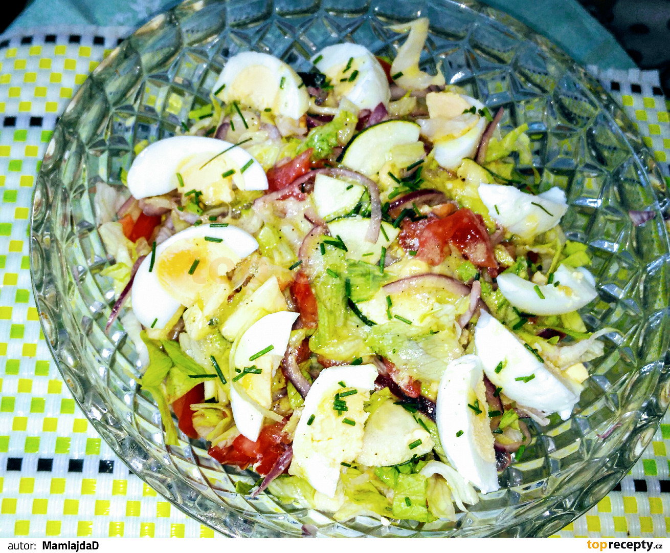 Ledový salát s vajíčky recept - TopRecepty.cz