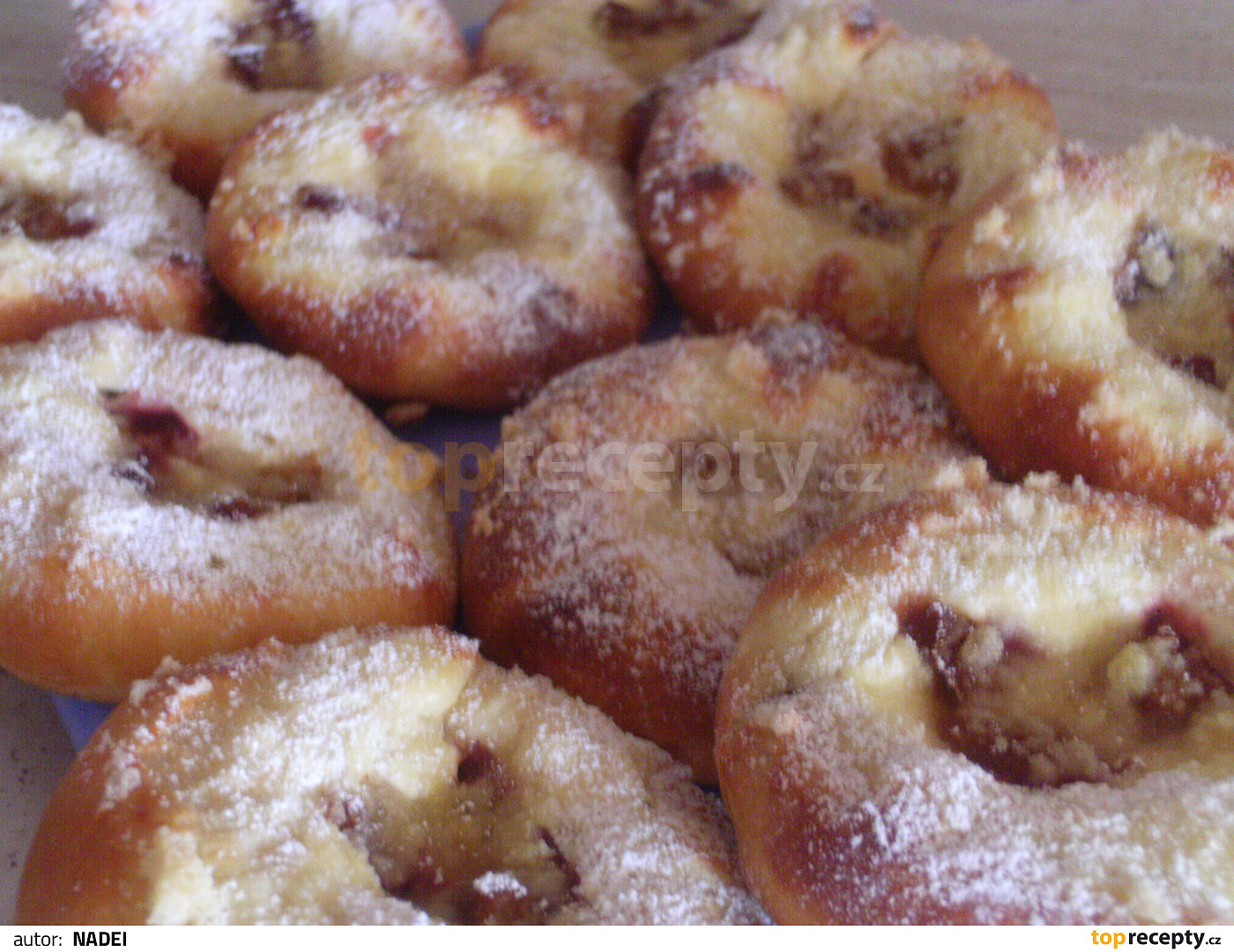 Koláče s plněným okrajem - TopRecepty.cz
