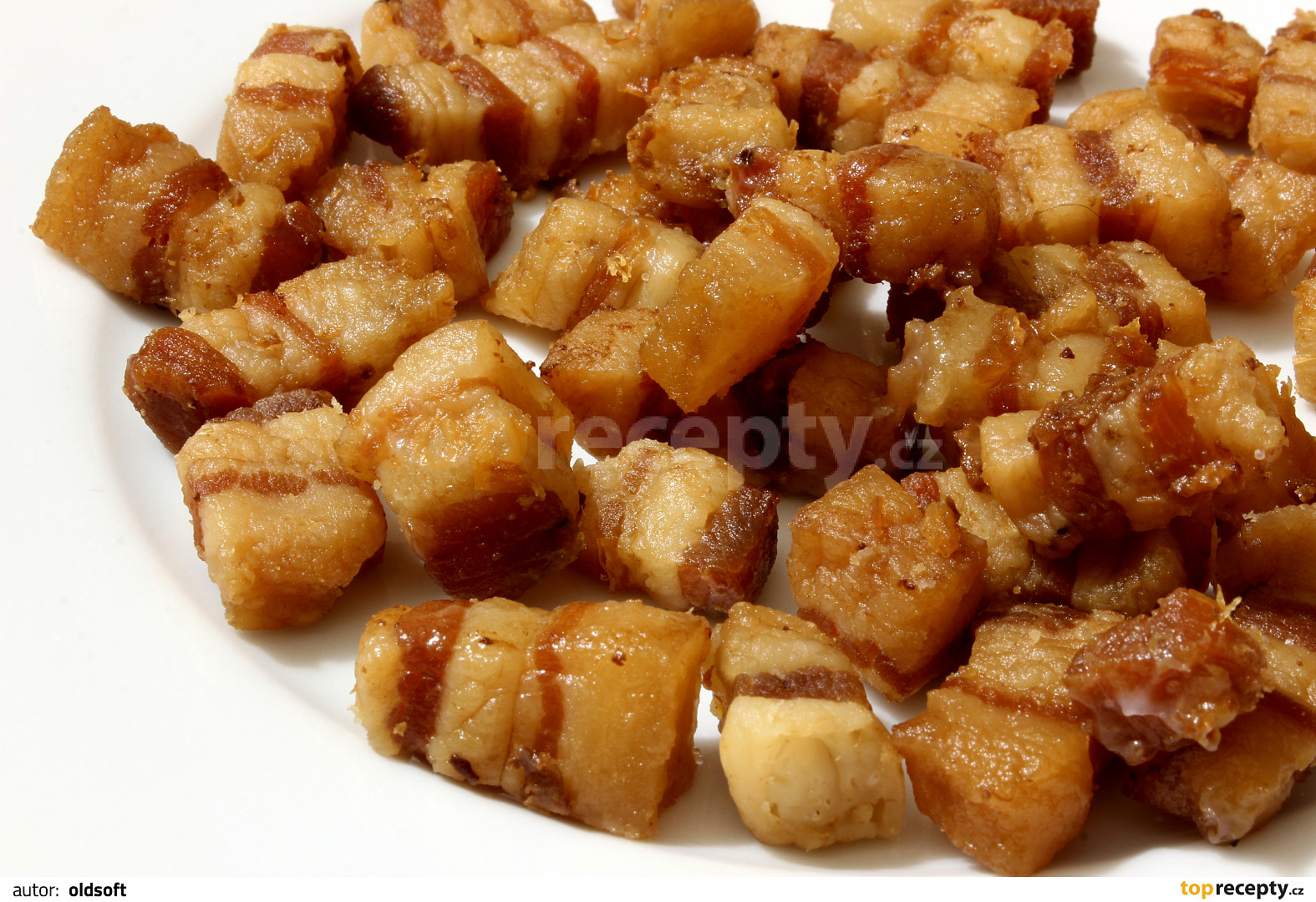 Sádlo a škvarky v pomalém hrnci - TopRecepty.cz