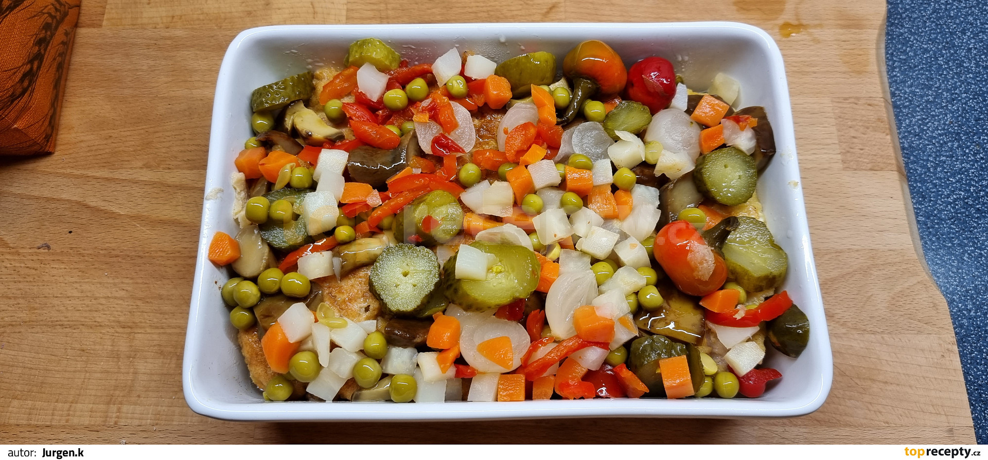 Obrácené řízky se zeleninovou směsí - TopRecepty.cz