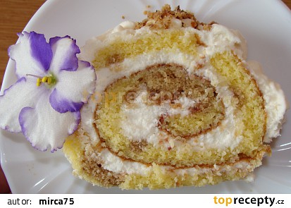 Šlehačková roláda recept - TopRecepty.cz