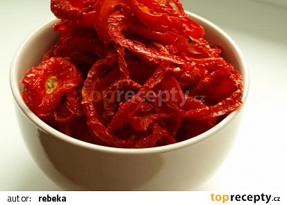 Sušená rajčata v olejové lázni recept - TopRecepty.cz
