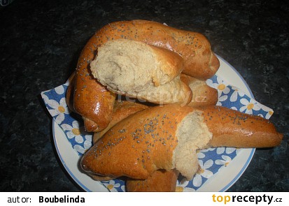 Grahamový rohlík recept - TopRecepty.cz