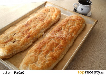 Závin jablkový levný recept - TopRecepty.cz